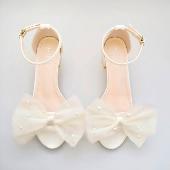 Kailee P Shoes | Shoes | Kailee P Satin Block Heel Sandal | Poshmark
